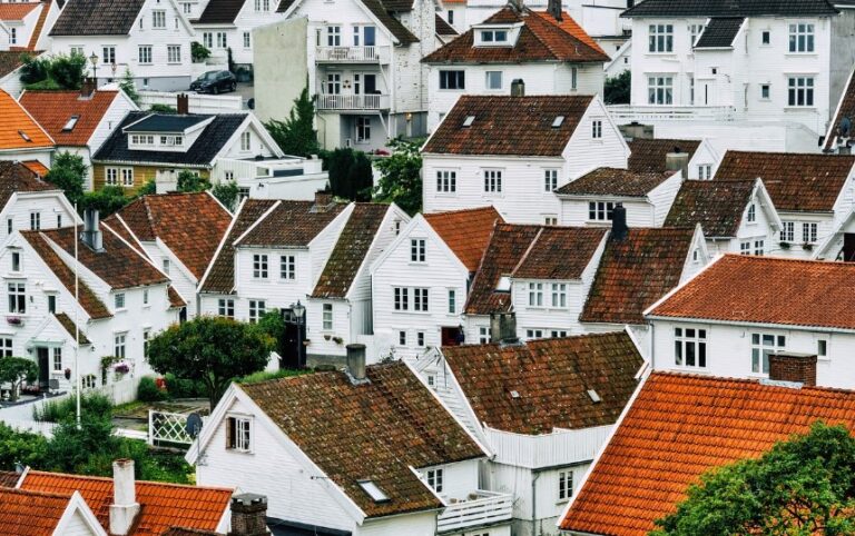 Things You Must Know About Defence Housing in Australia - WanderGlobe